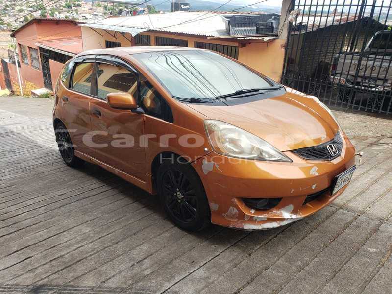 Buy used honda fit other car in choloma in cortes - honduras.carrocarros